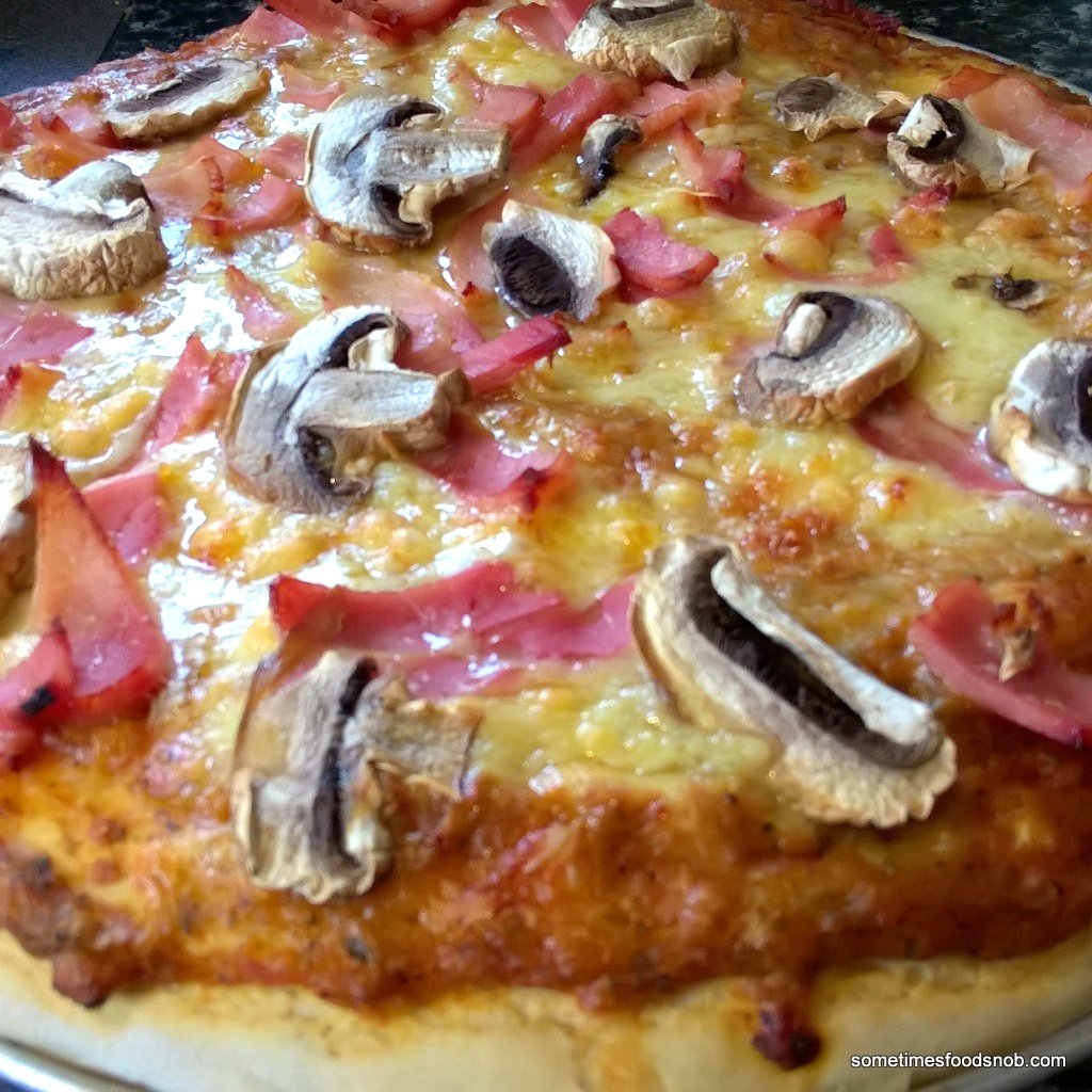 Pizza, but not as you know it… – Sometimes Food Snob